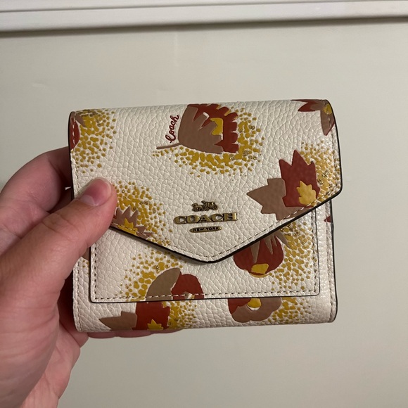 Coach | Bags | Coach Wyn Wallet In Floral Print | Poshmark